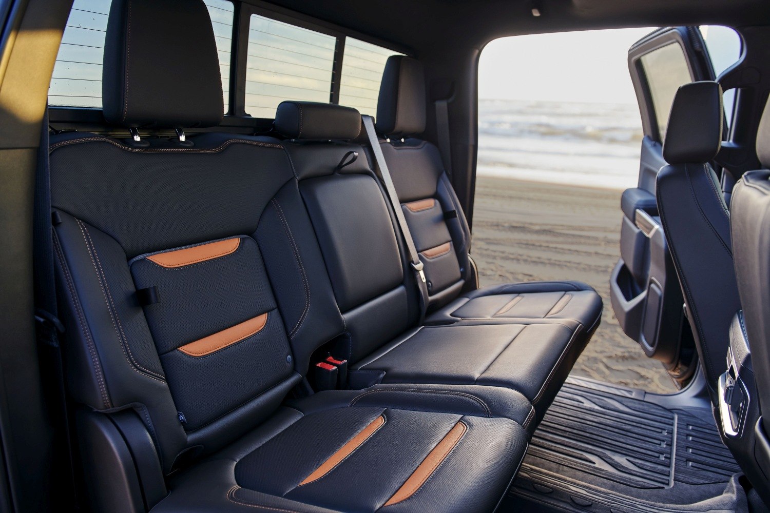 GMC Sierra 1500 V (GMTT1XX) Crew Cab Standard Box 2.7 Turbo (310 Hp ...